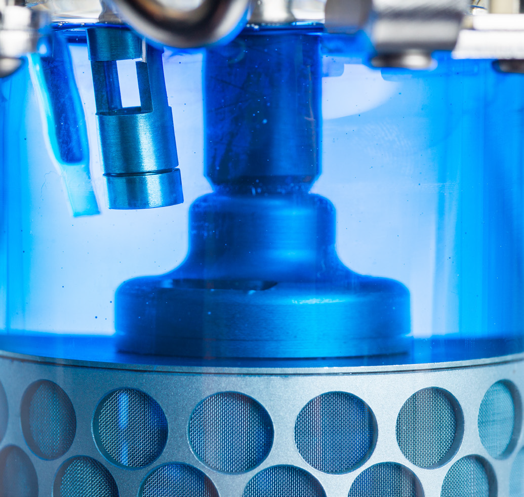 Treatment of Viscous Solutions in a Mettler-Toledo EasyMax™ 102